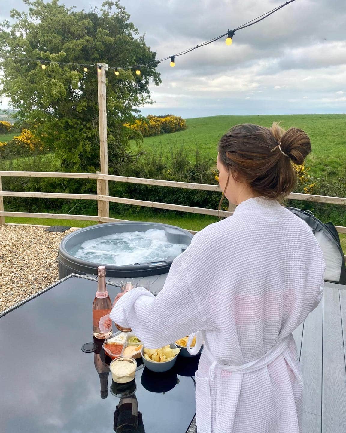 5 Morning Hot Tub Benefits: Start Your Day with Therapeutic Soak