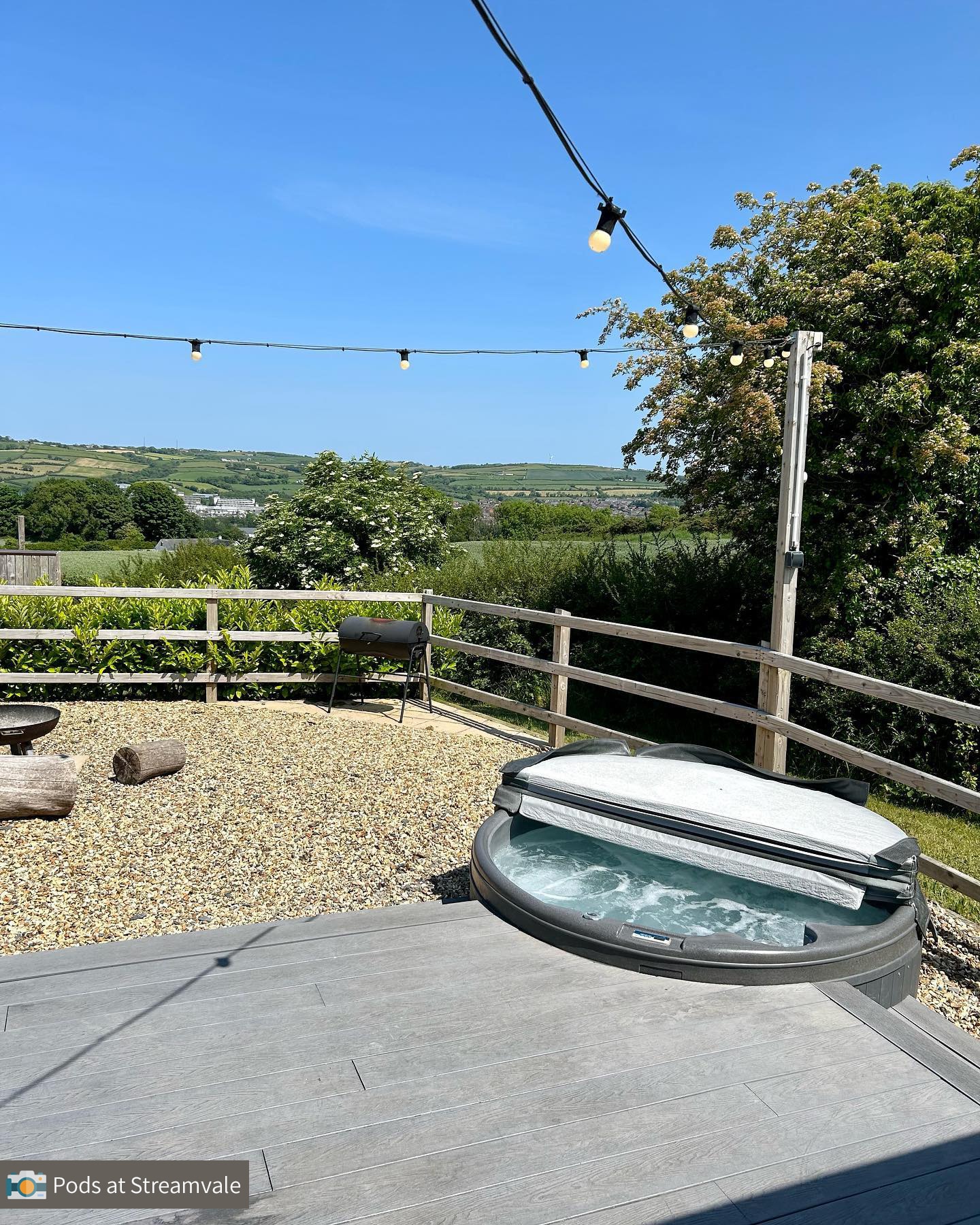 RotoSpa Sanctuary: HSG282 Compliant Commercial Hot Tub